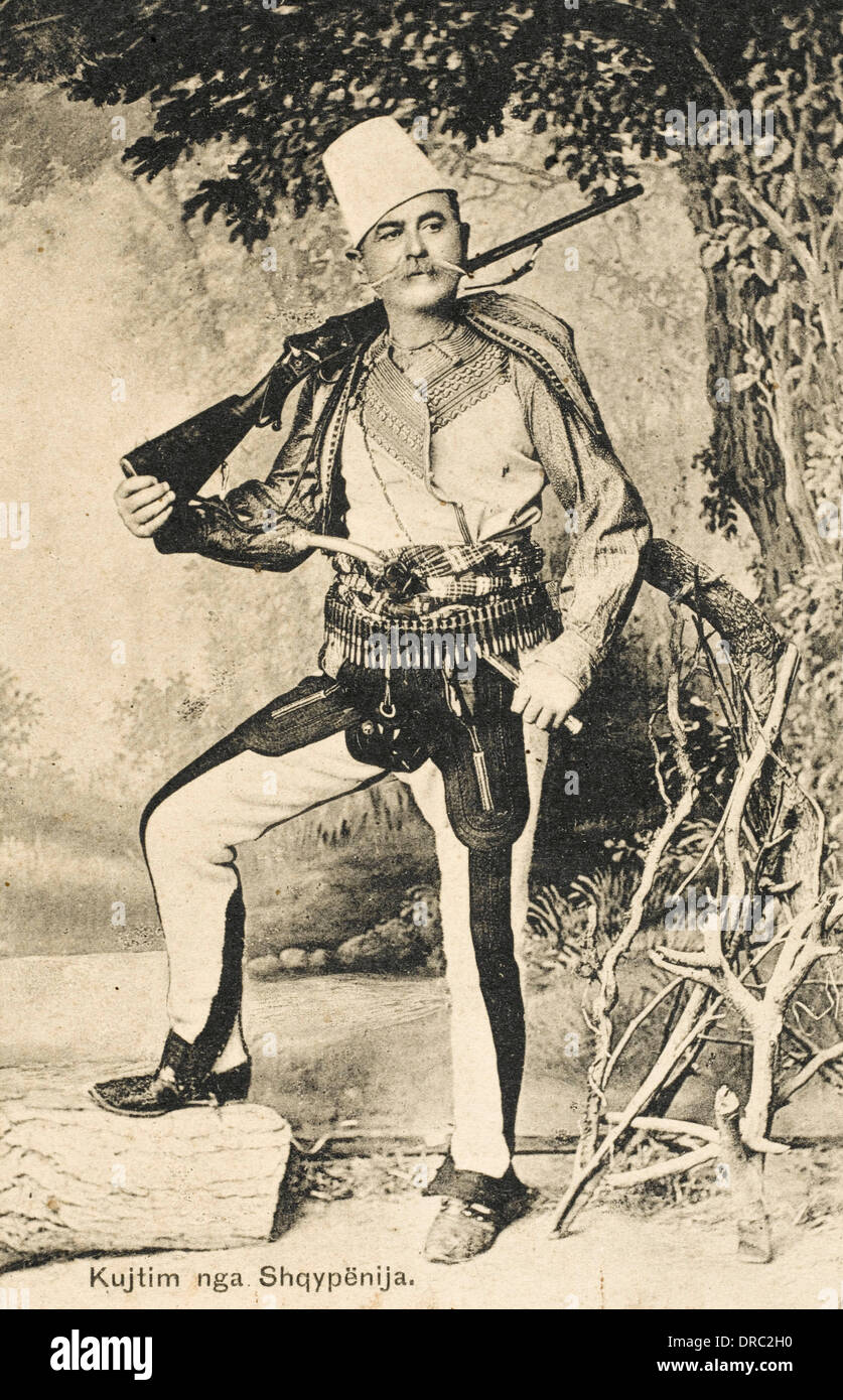 Traditioneller albanischer hut -Fotos und -Bildmaterial in hoher ...