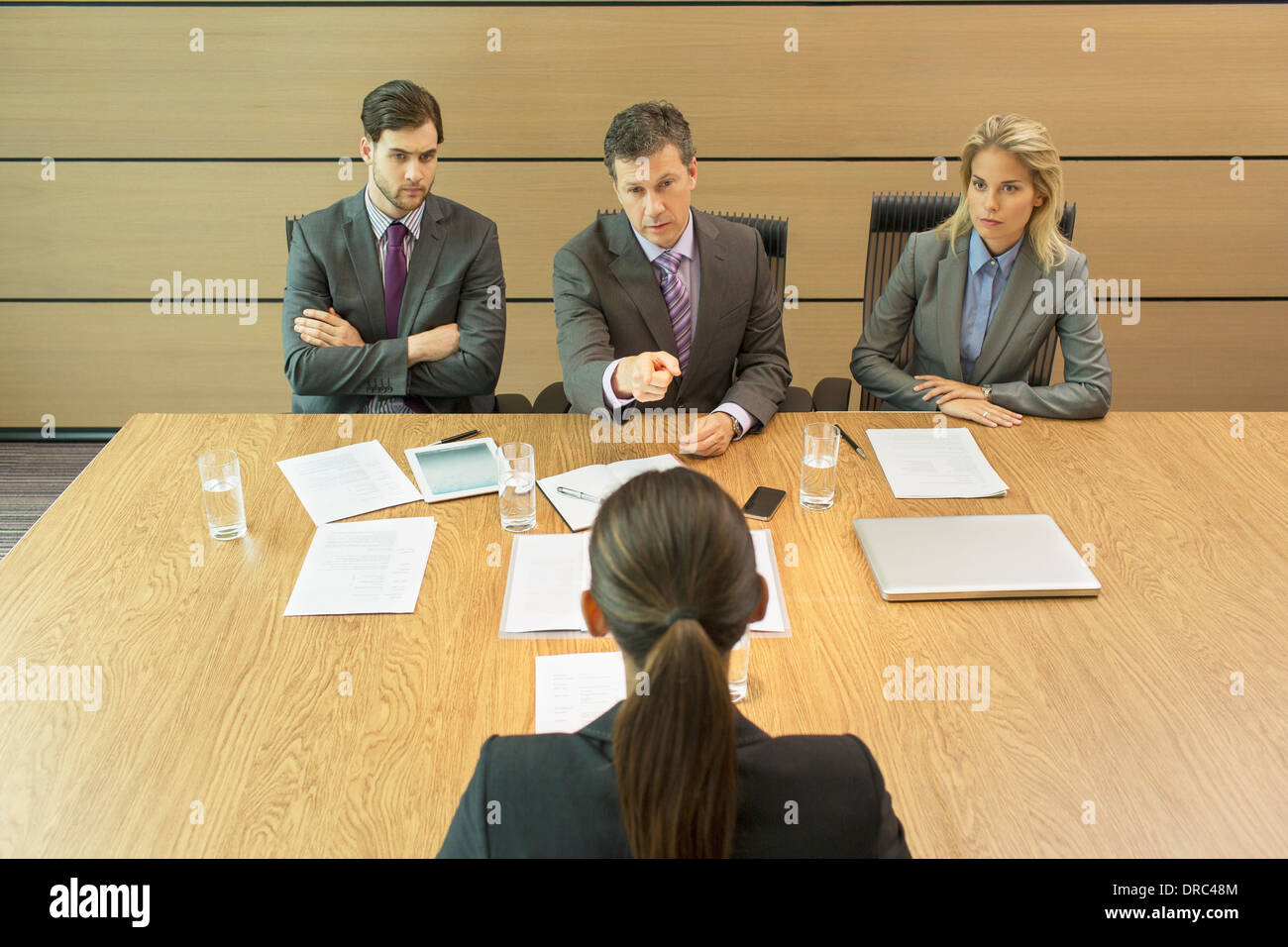 Rekrutierung von kaufleuten -Fotos und -Bildmaterial in hoher Auflösung ...