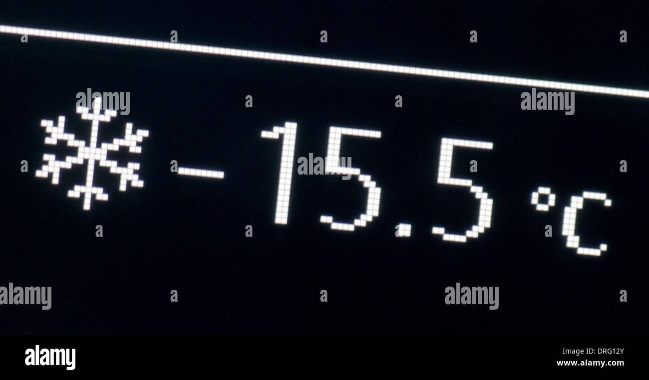 Thermometer minus degrees -Fotos und -Bildmaterial in hoher Auflösung ...