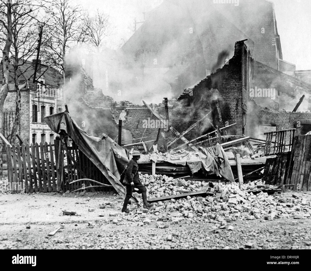 Bomb shell first world war -Fotos und -Bildmaterial in hoher Auflösung ...