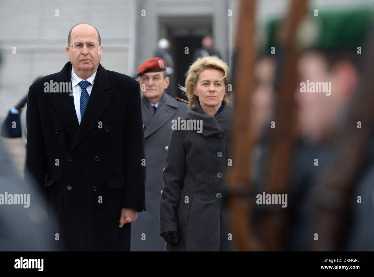Colonel hubertus von rohr -Fotos und -Bildmaterial in hoher Auflösung ...