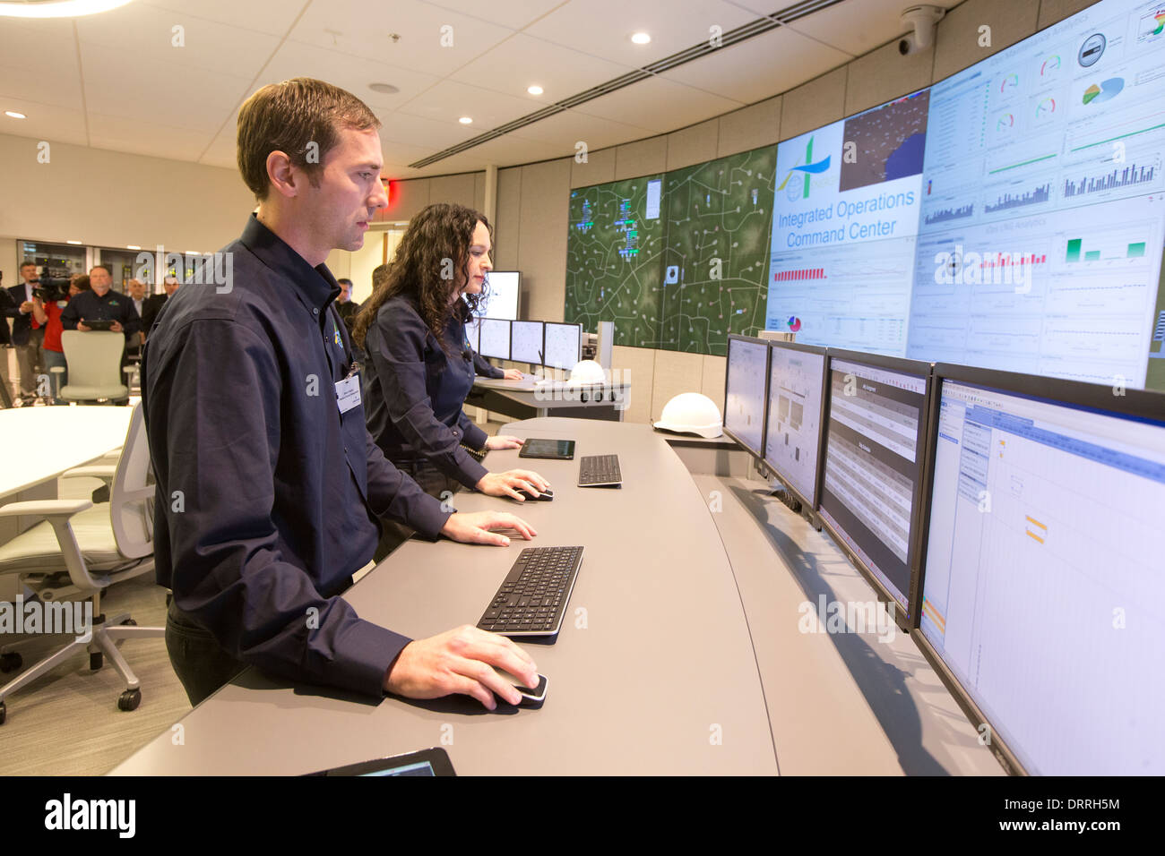 Integrierte operationen -Fotos und -Bildmaterial in hoher Auflösung – Alamy
