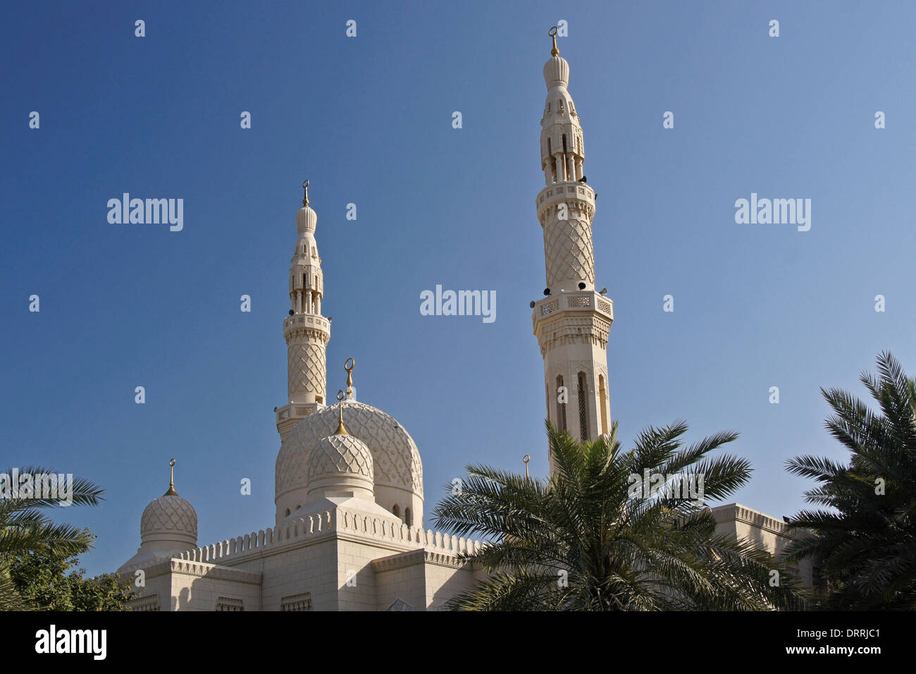 Dubai jumeirah mosque -Fotos und -Bildmaterial in hoher Auflösung – Alamy