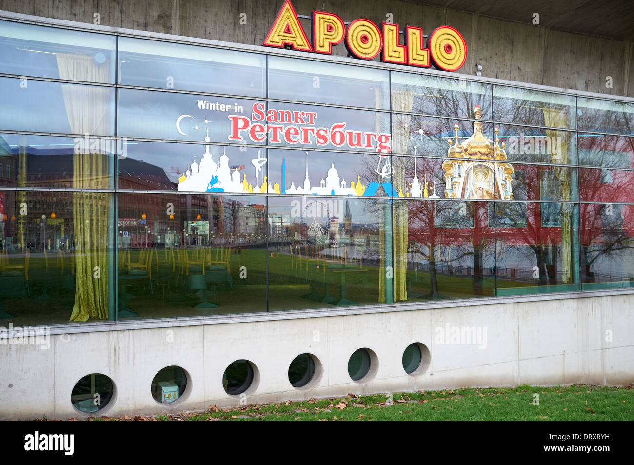 Roncalli apollo variete -Fotos und -Bildmaterial in hoher Auflösung – Alamy
