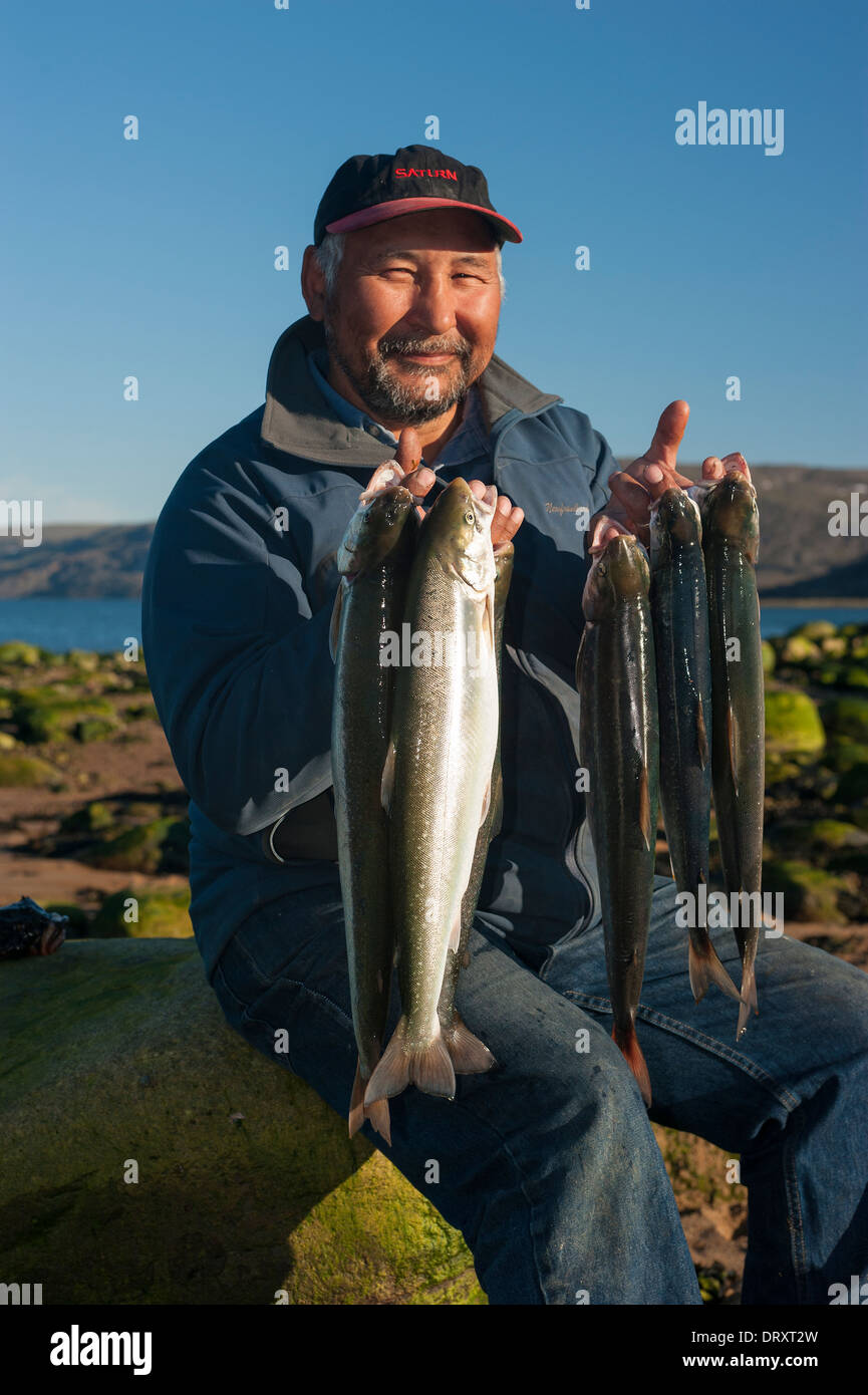 Inuit fishing -Fotos und -Bildmaterial in hoher Auflösung – Alamy