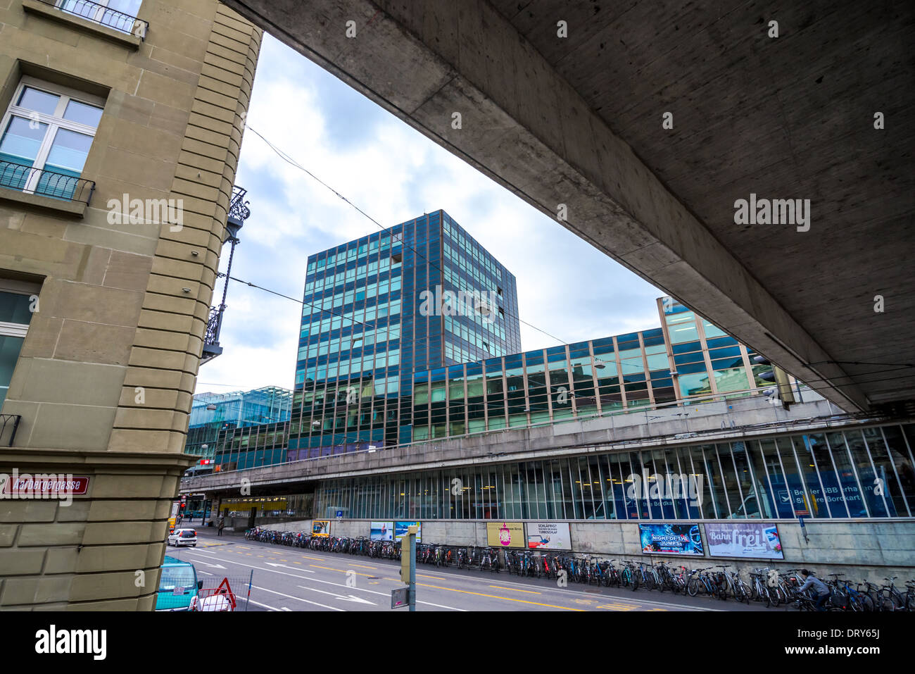 Bern station -Fotos und -Bildmaterial in hoher Auflösung – Alamy