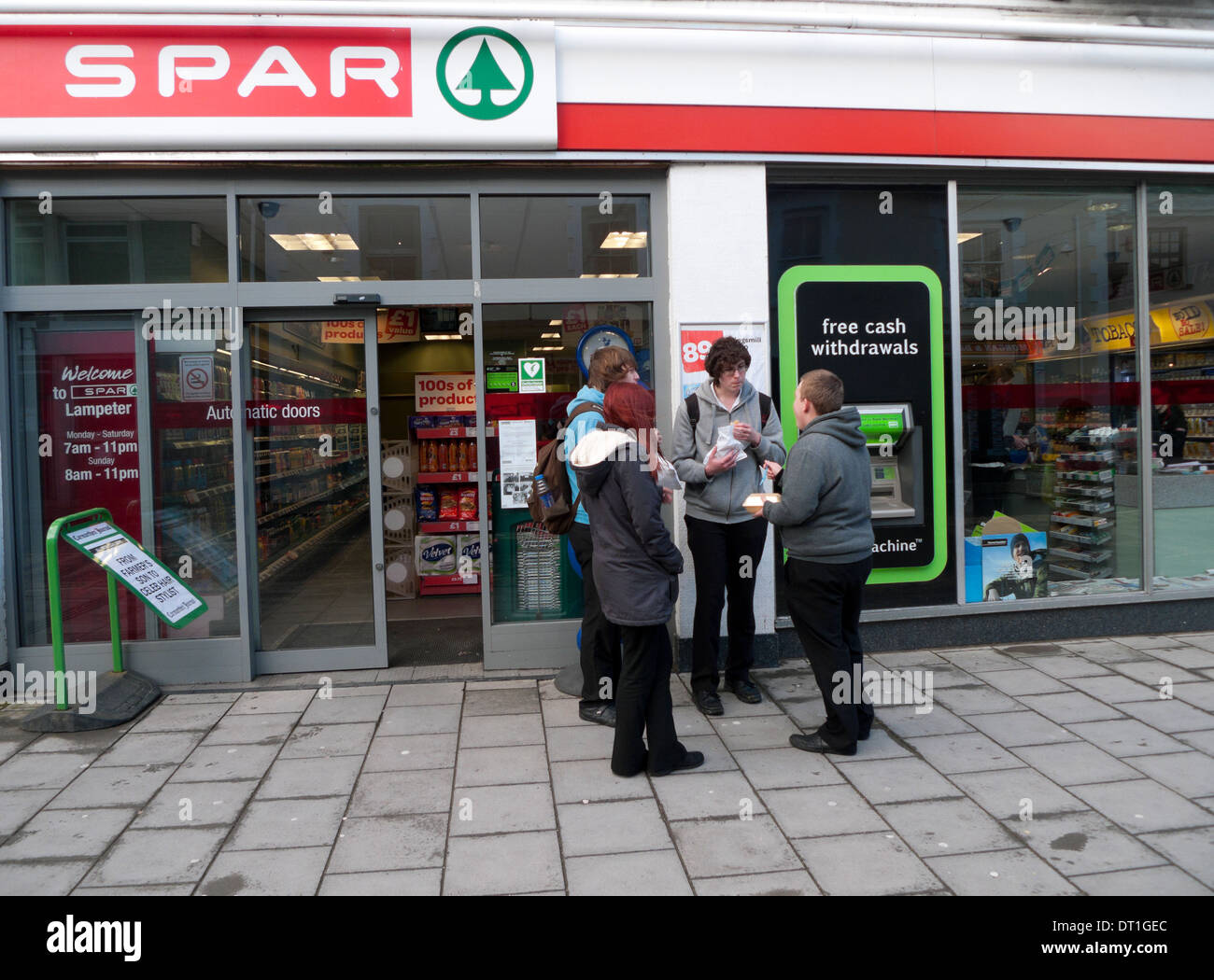 Spar Supermarkt Stockfotos und -bilder Kaufen - Alamy