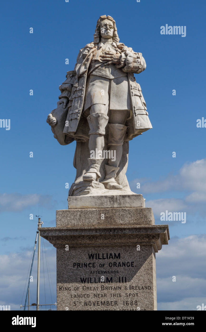 William iii statue brixham -Fotos und -Bildmaterial in hoher Auflösung ...
