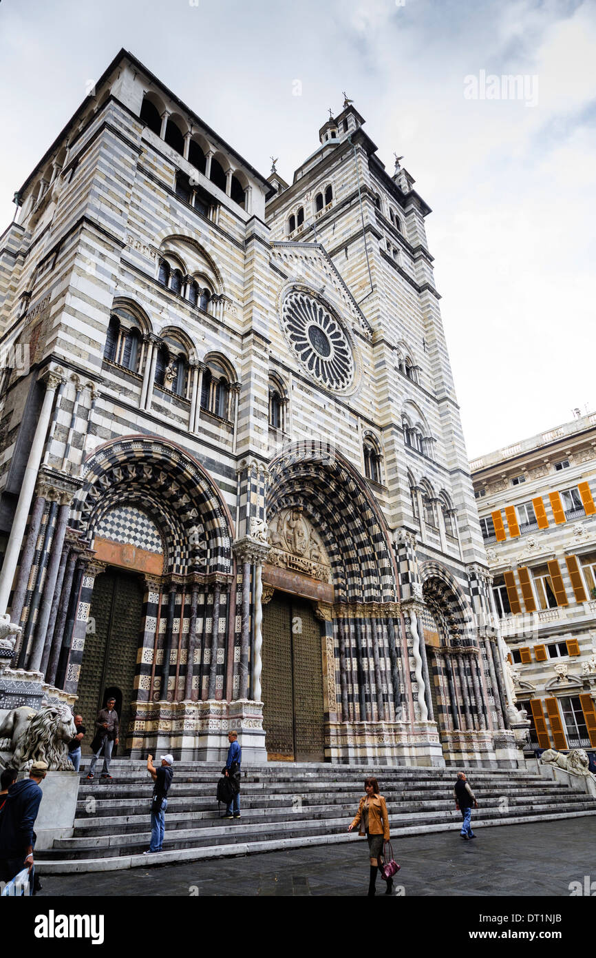 Cattedrale di san lorenzo genoa -Fotos und -Bildmaterial in hoher Auflösung – Alamy