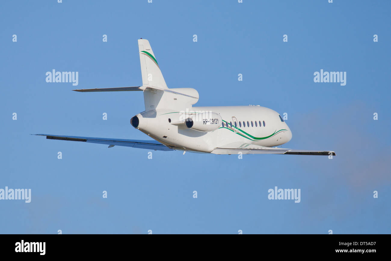 Dassault falcon 900 -Fotos und -Bildmaterial in hoher Auflösung – Alamy