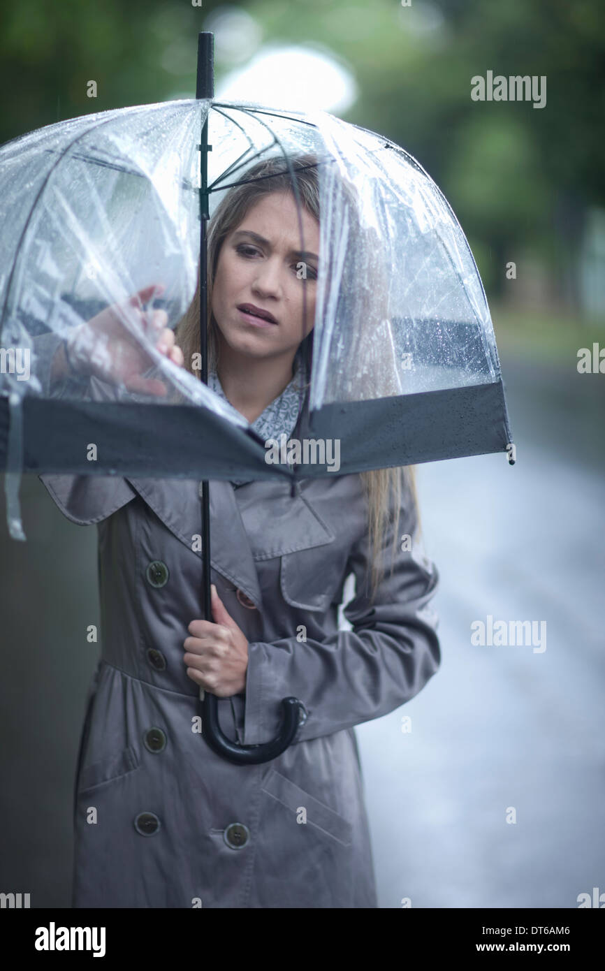 Unimpressed Woman Stockfotos und -bilder Kaufen - Alamy