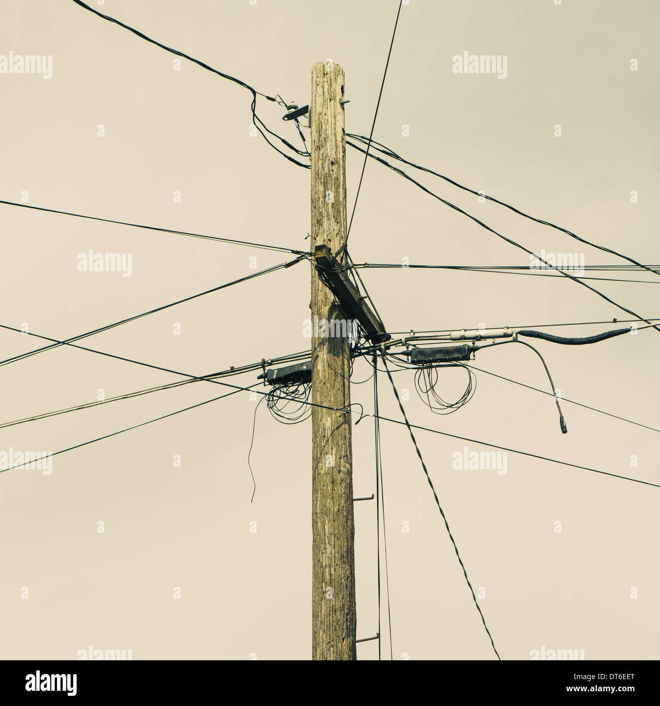 Telephone mast -Fotos und -Bildmaterial in hoher Auflösung – Alamy