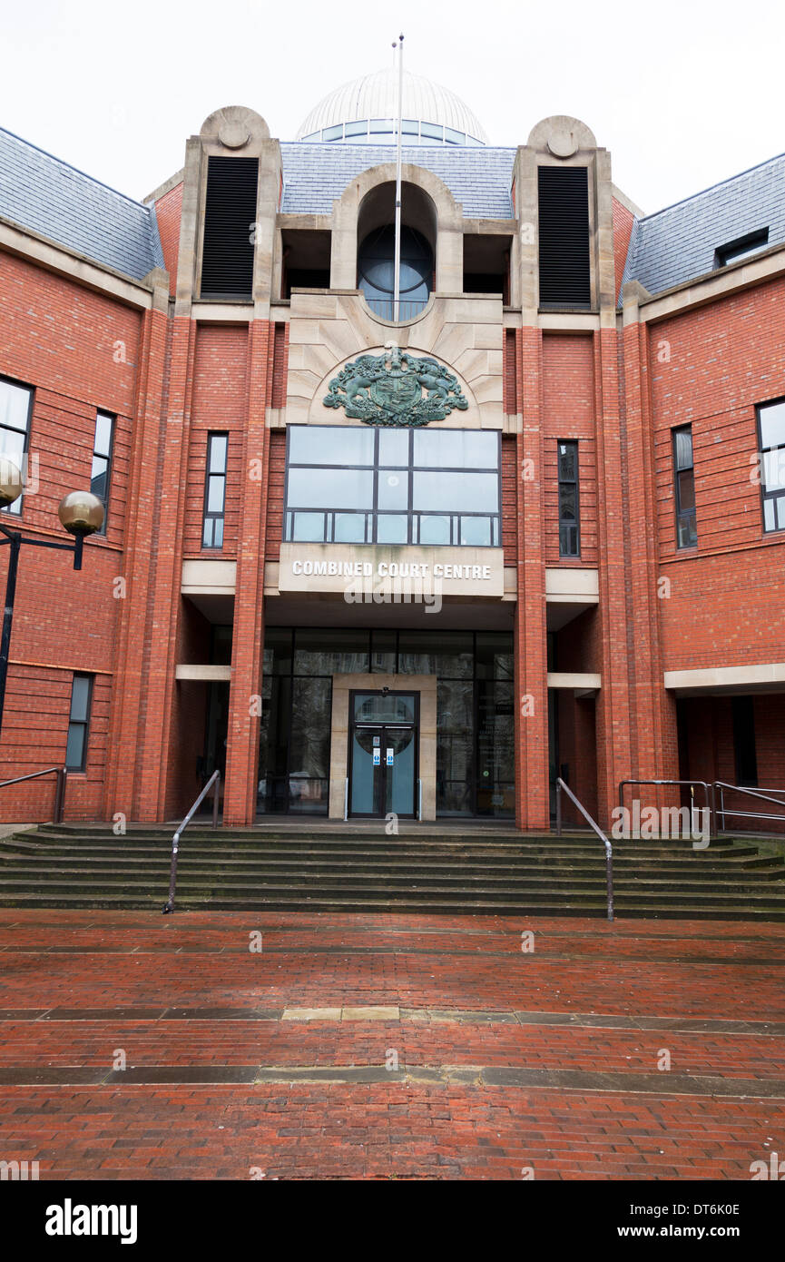 Kingston crown court -Fotos und -Bildmaterial in hoher Auflösung – Alamy