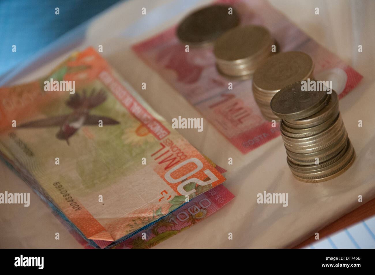 Rica geld -Fotos und -Bildmaterial in hoher Auflösung – Alamy