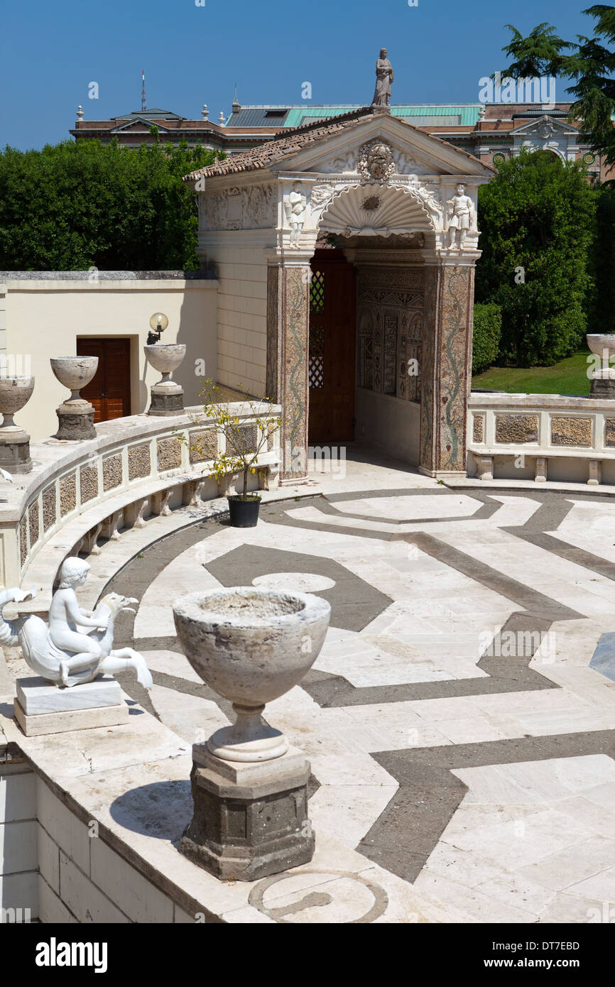 Villa pia -Fotos und -Bildmaterial in hoher Auflösung – Alamy