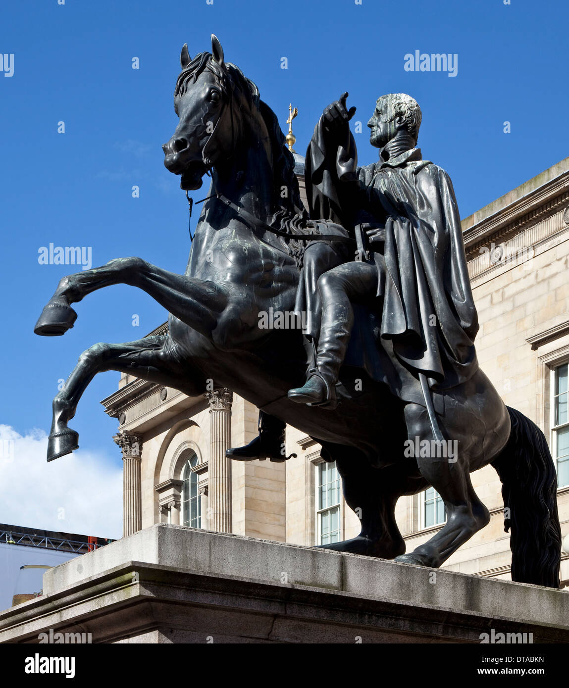 Die reiter wellington statue -Fotos und -Bildmaterial in hoher ...