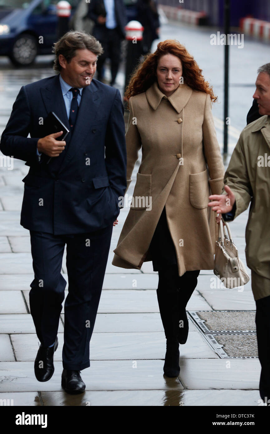 Rebekah und charlie brooks -Fotos und -Bildmaterial in hoher Auflösung ...