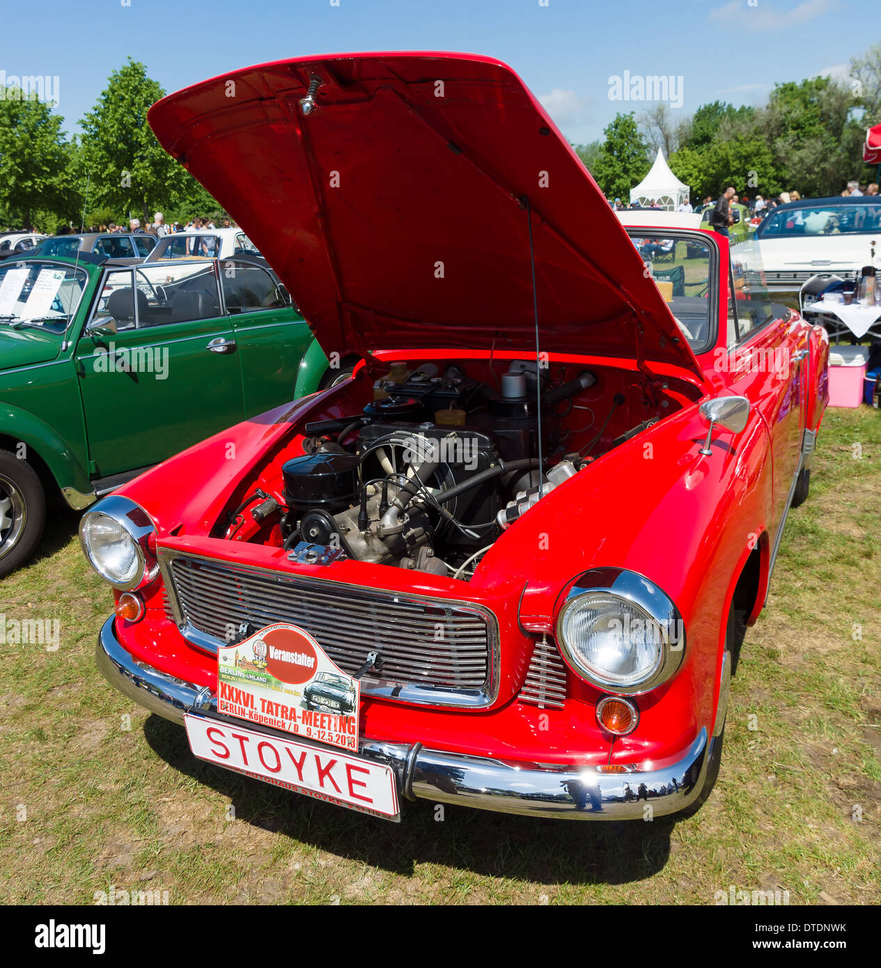 Die Haube ein Hardtop-Coupé, Wartburg 312-300 HT Stockfotografie - Alamy
