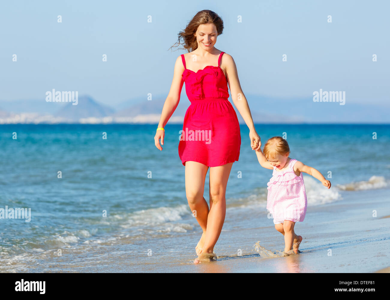 Mutter Kind Outdoor Stockfotos und -bilder Kaufen - Alamy