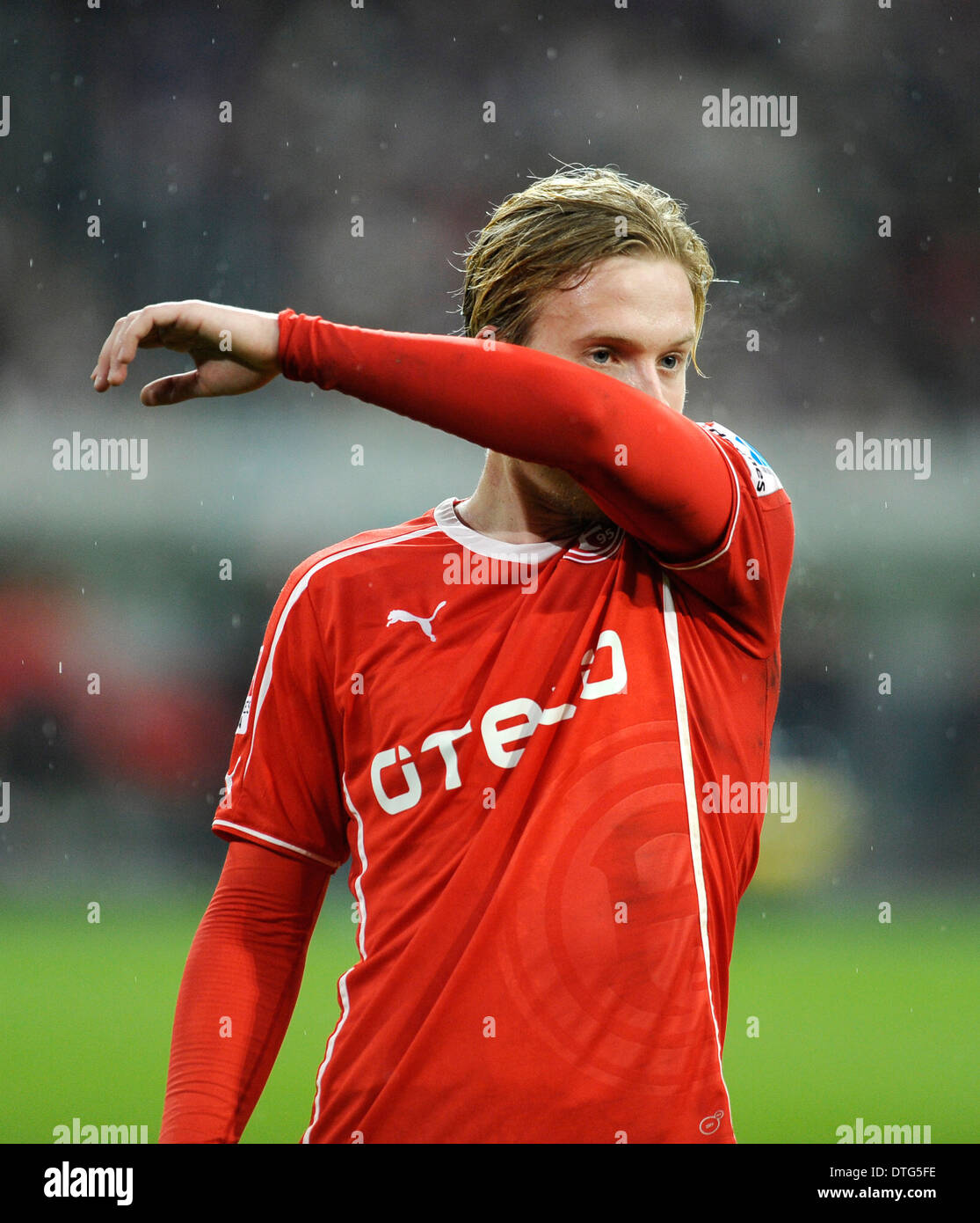 Ben Halloran (F95) des deutschen Fußball-Bundesligisten Fortuna ...