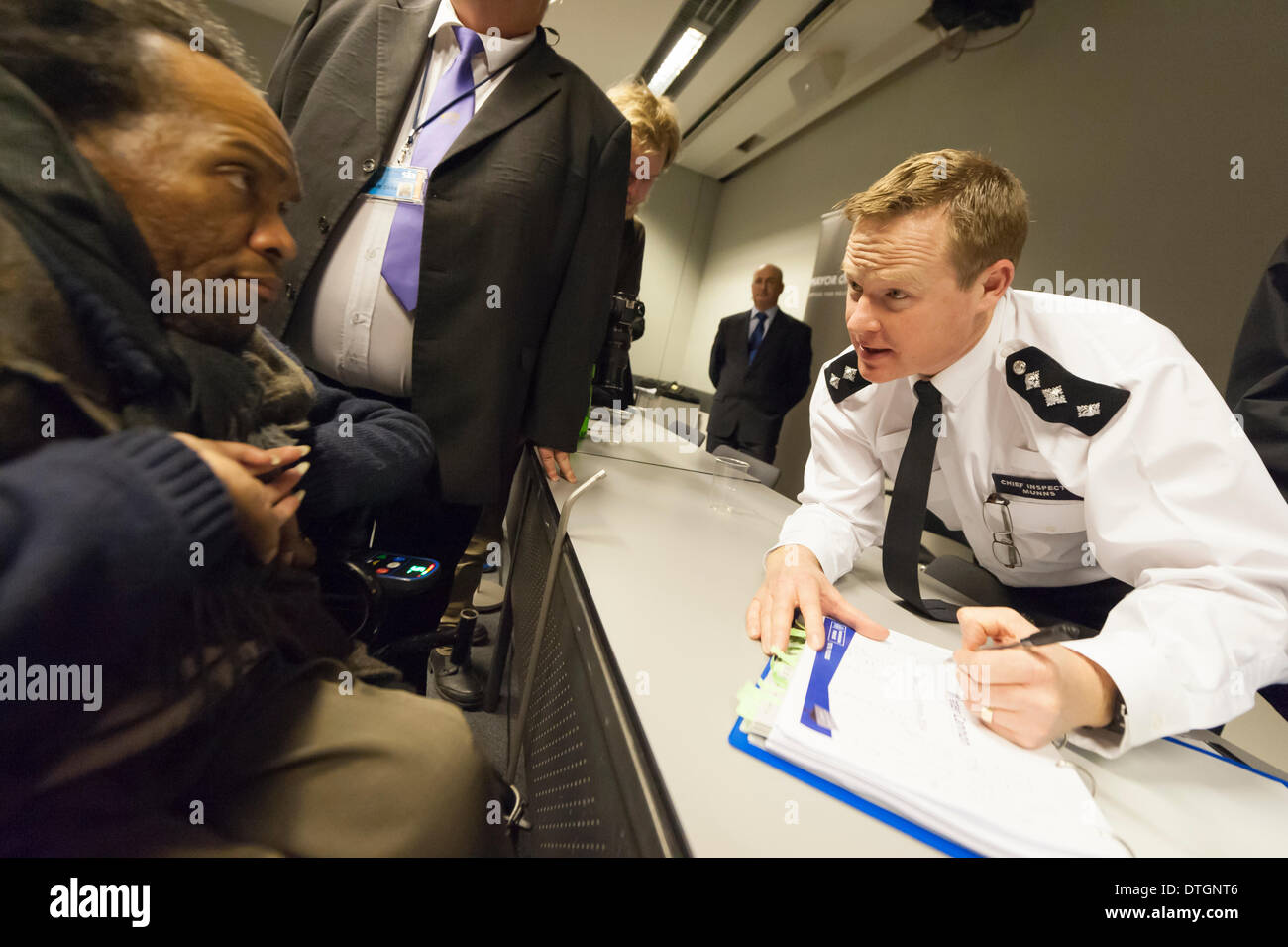 Chief inspector london metropolitan police -Fotos und -Bildmaterial in ...