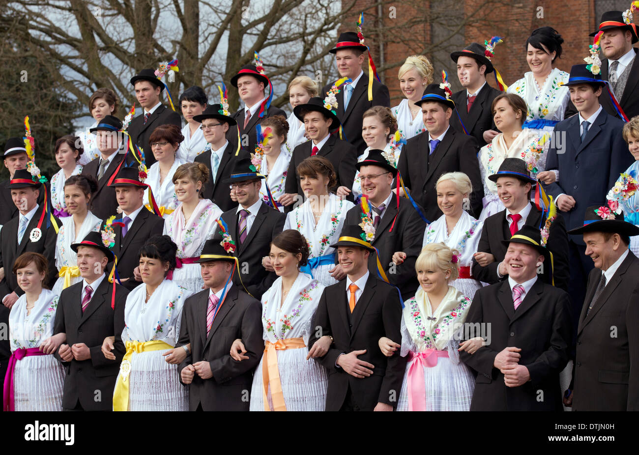 Sorbischer karneval lausitz -Fotos und -Bildmaterial in hoher Auflösung ...