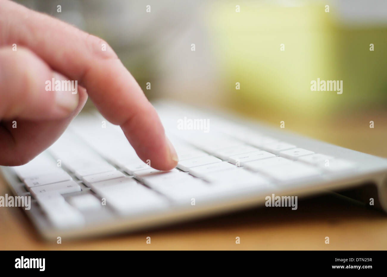 Finger tastatur -Fotos und -Bildmaterial in hoher Auflösung – Alamy