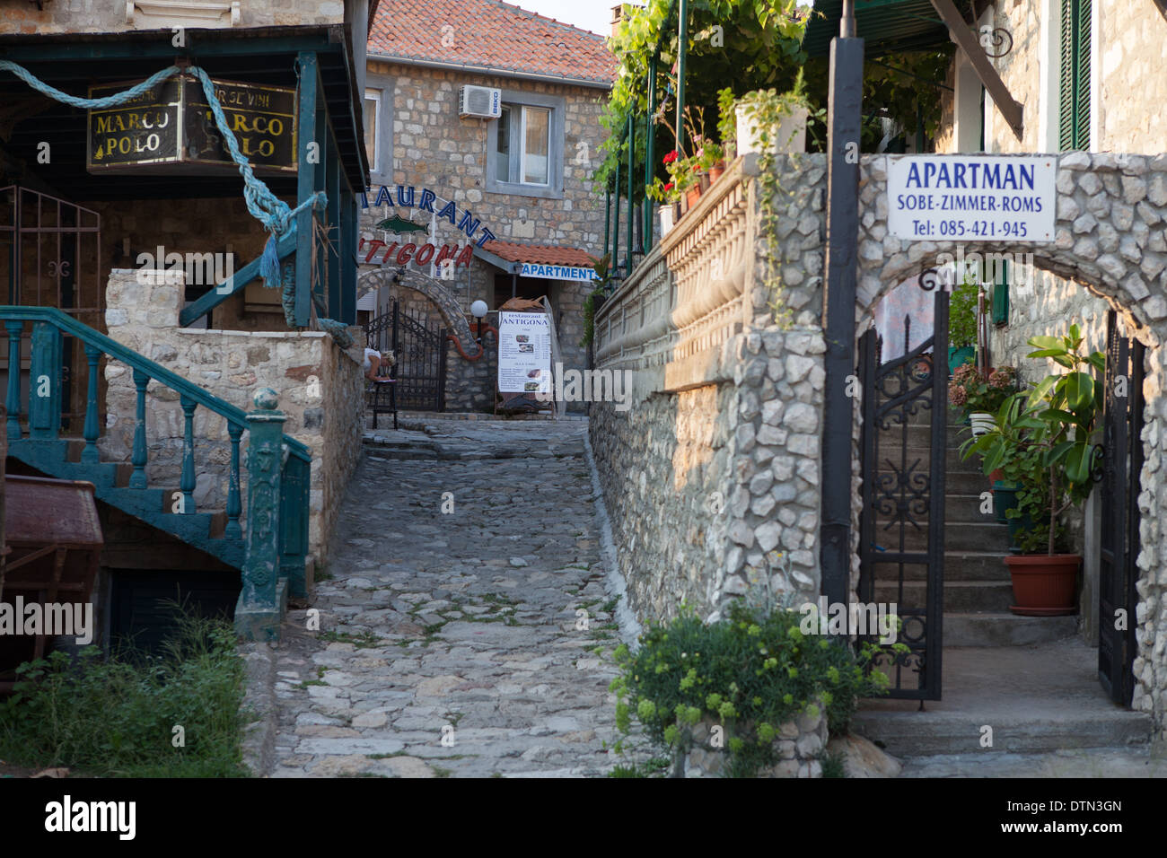 Ulcinj stari grad -Fotos und -Bildmaterial in hoher Auflösung – Alamy