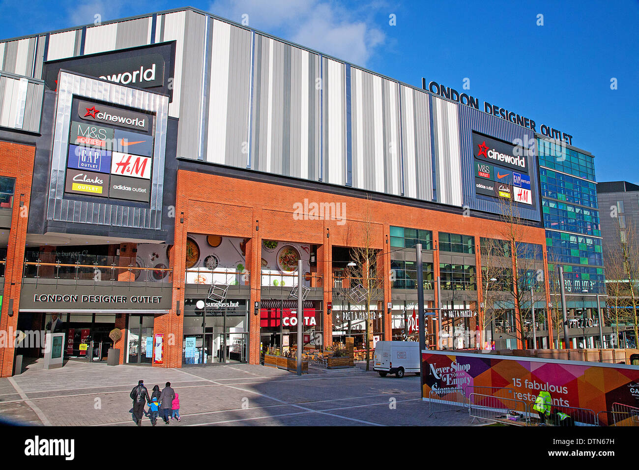 Londoner designer -Fotos und -Bildmaterial in hoher Auflösung – Alamy