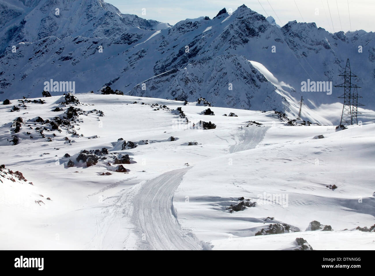 Höchster berg europas -Fotos und -Bildmaterial in hoher Auflösung – Alamy