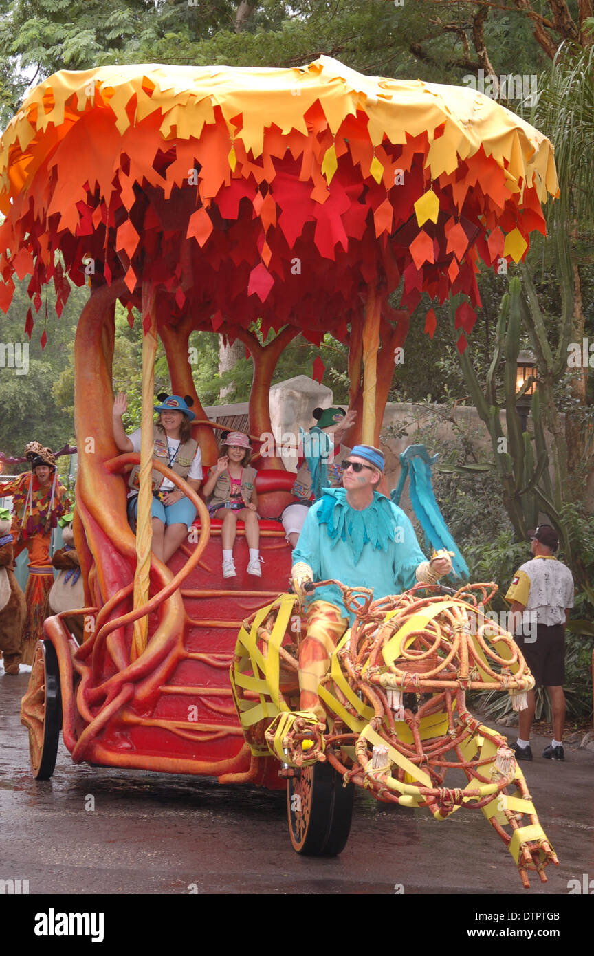 Parade animal kingdom walt disney -Fotos und -Bildmaterial in hoher ...