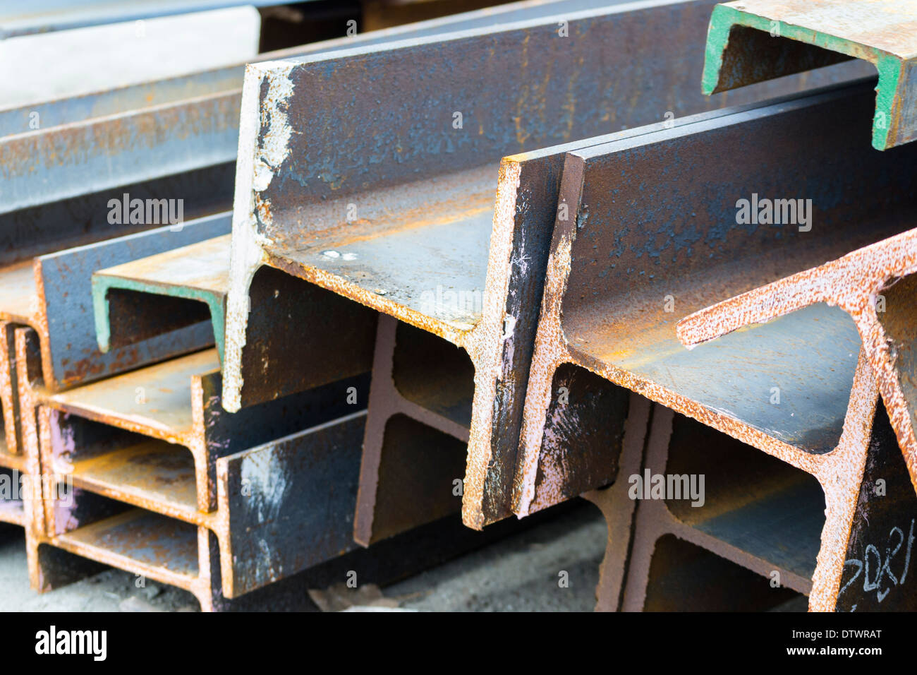 Steel Beams Stack Stockfotos & Steel Beams Stack Bilder - Alamy