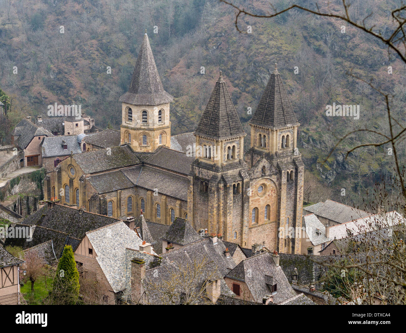 Abbey church sainte foy conques aveyron -Fotos und -Bildmaterial in ...