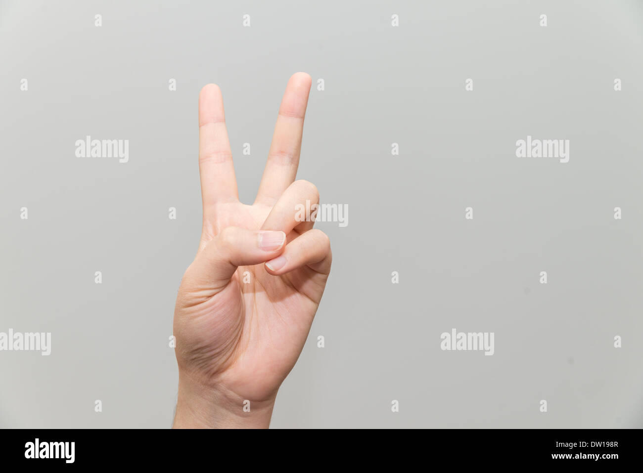 Two finger -Fotos und -Bildmaterial in hoher Auflösung – Alamy
