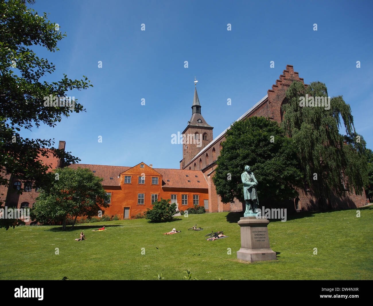 Odense andersen statue -Fotos und -Bildmaterial in hoher Auflösung – Alamy