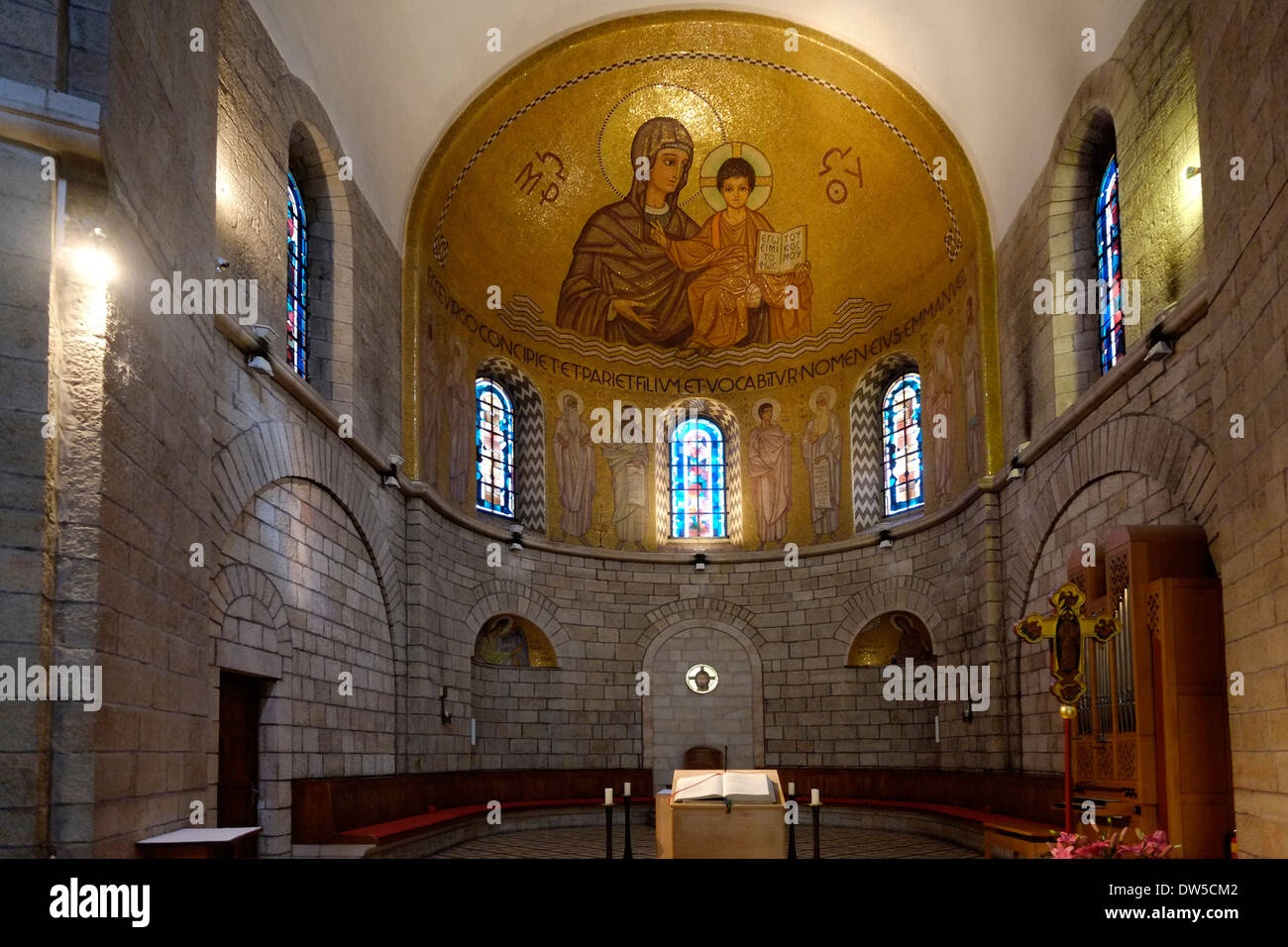 Abteikirche Apsis Stockfotos und -bilder Kaufen - Alamy