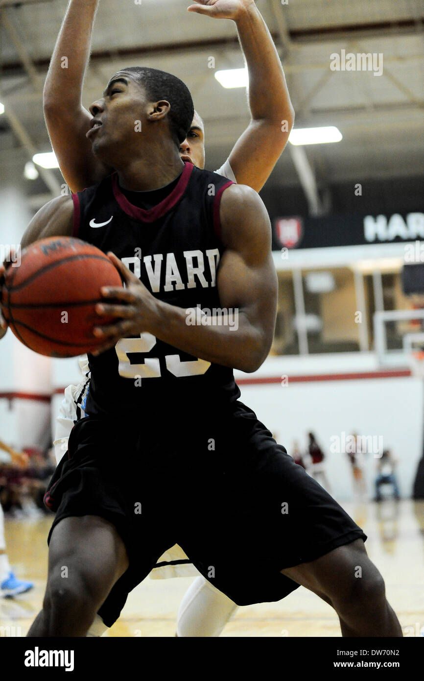 Boston, Massachusetts, USA - 1. März, 2014 Harvard Crimson Wache ...