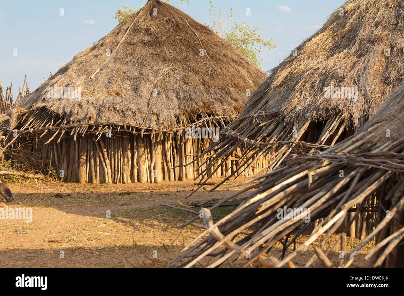 Hamar tribe -Fotos und -Bildmaterial in hoher Auflösung – Alamy