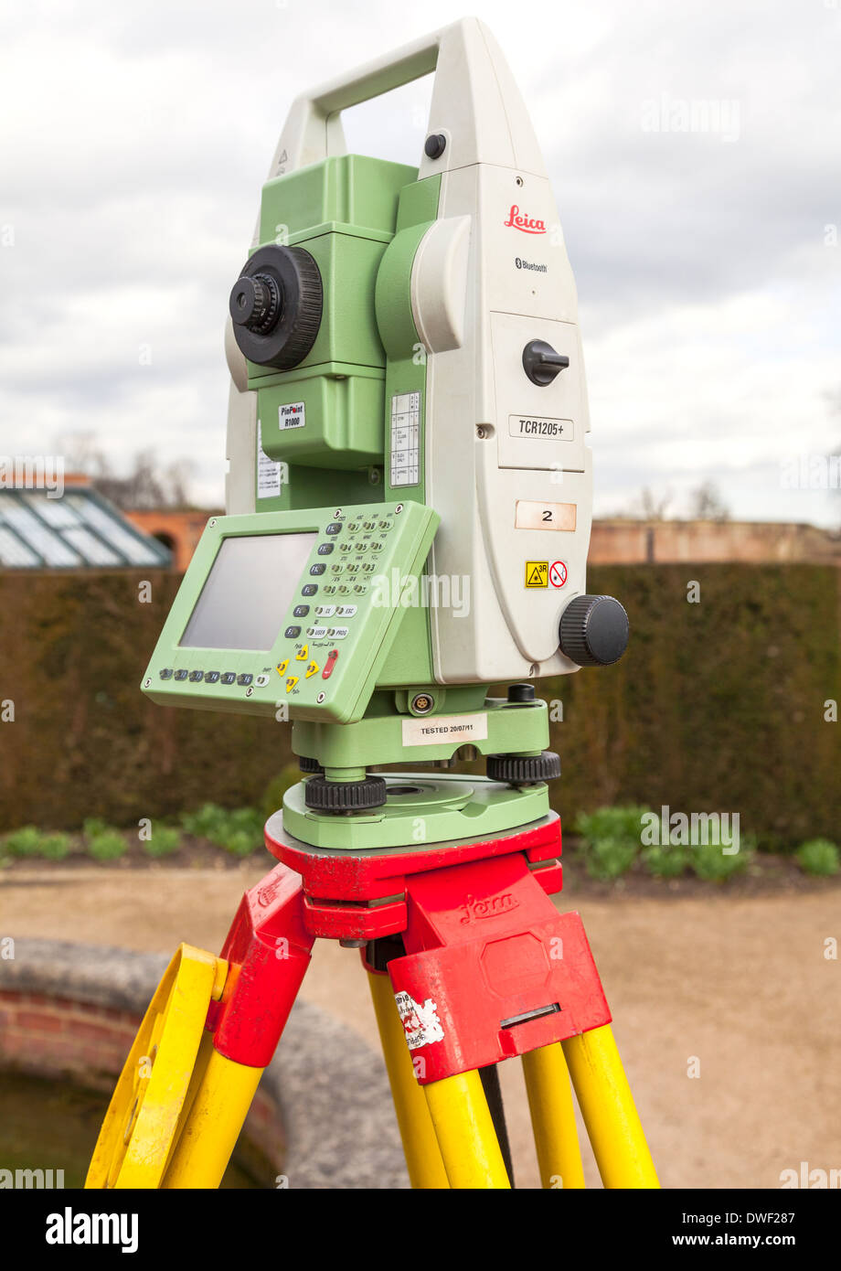 Optical theodolite -Fotos und -Bildmaterial in hoher Auflösung – Alamy
