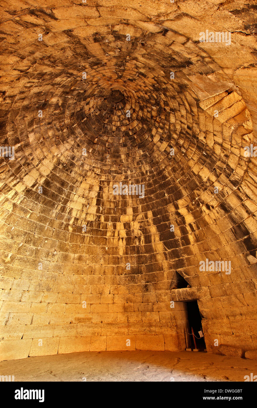 Innerhalb des "Schatzhaus des Atreus", antiken Mykene (Mykines ...