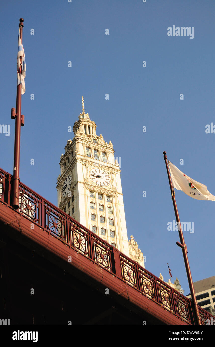 USA Illinois Chicago. Wrigley Building Sehenswürdigkeiten Glockenturm ... USA Illinois Chicago. Wrigley Building Sehenswürdigkeiten Glockenturm ...