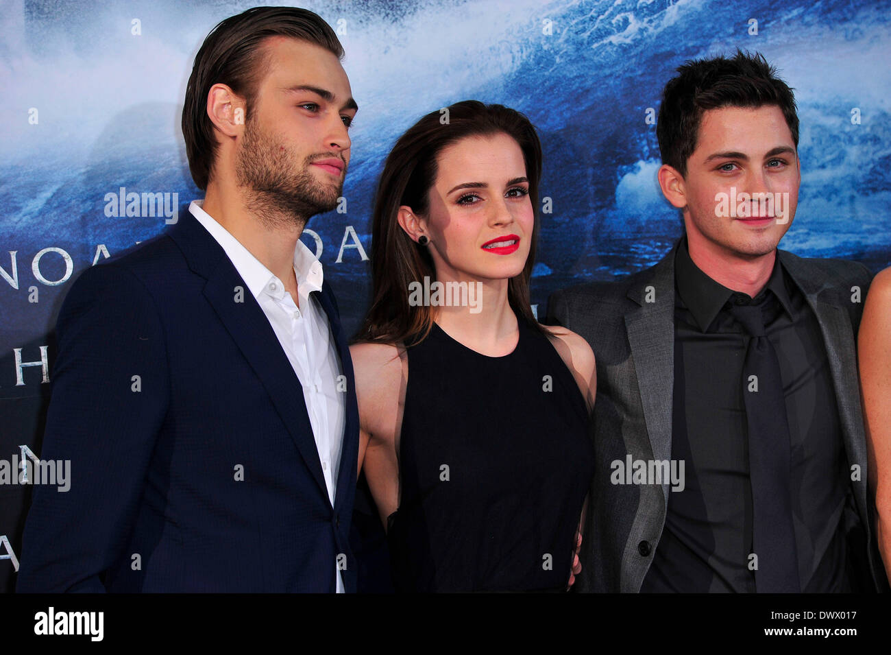 Douglas Booth And Emma Watson Noah Up Close And Personal With 'Noah'