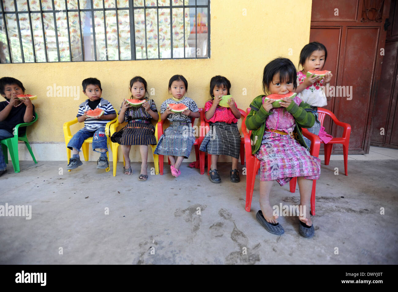Mayan children -Fotos und -Bildmaterial in hoher Auflösung – Alamy