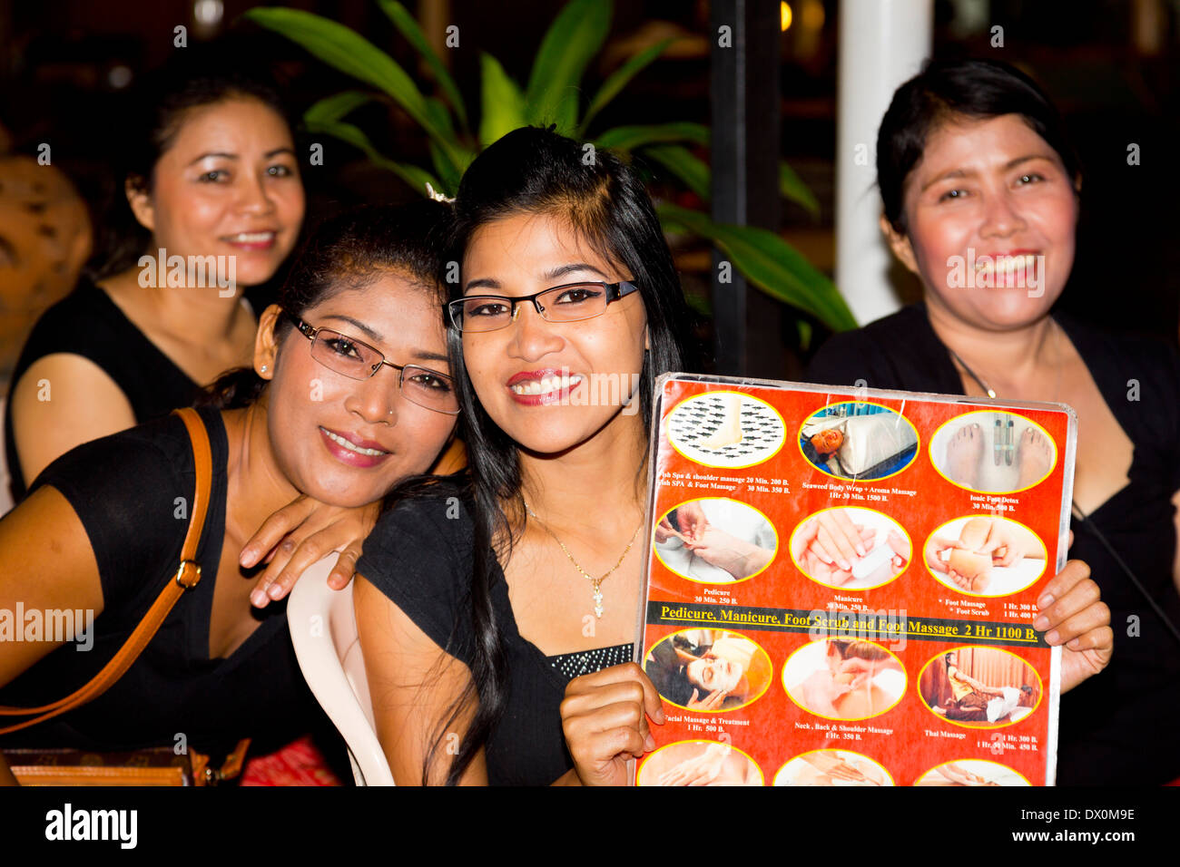Massage Girls in Patong, Phuket, Thailand Stockfotografie - Alamy