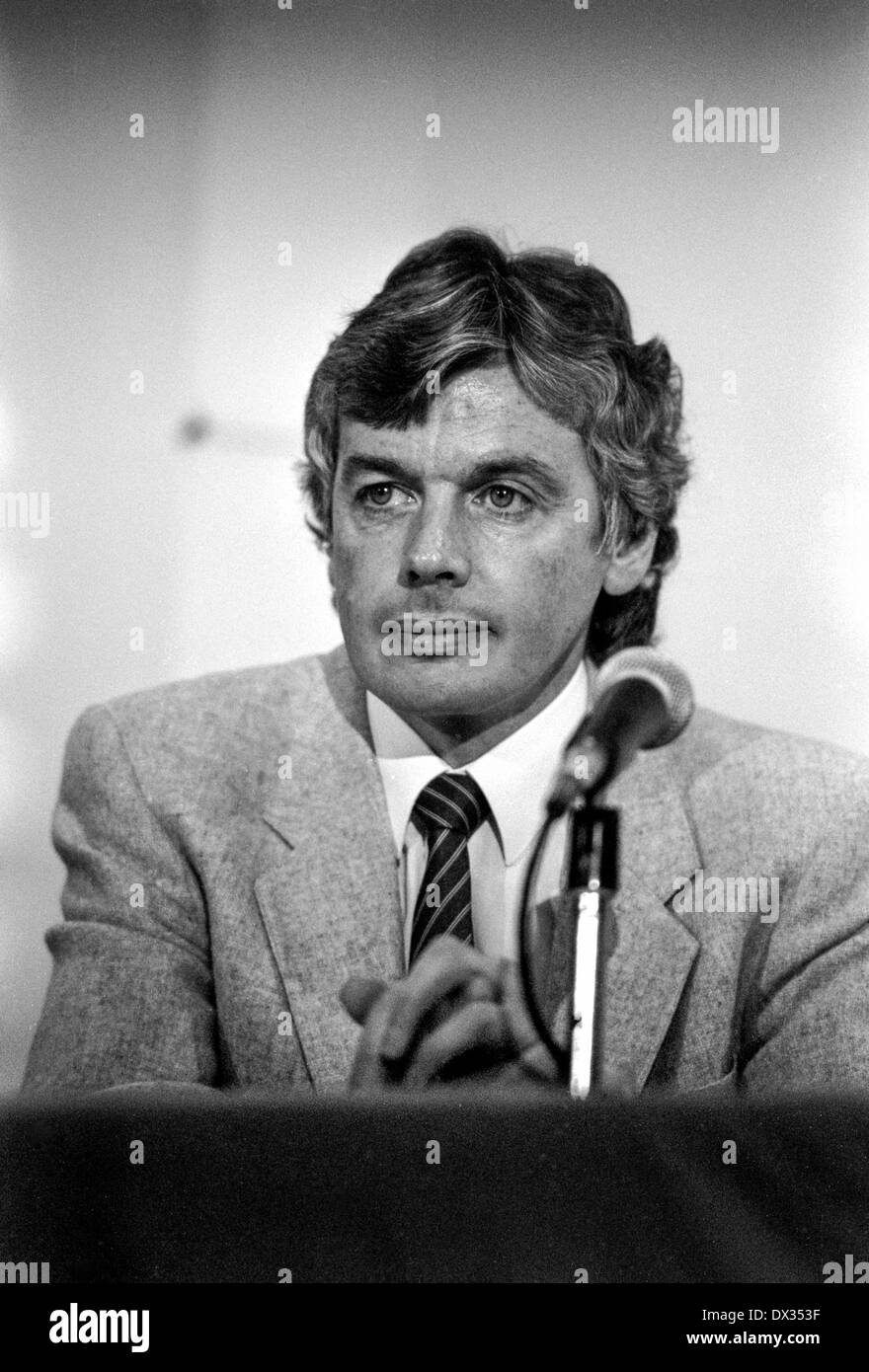 David icke -Fotos und -Bildmaterial in hoher Auflösung – Alamy