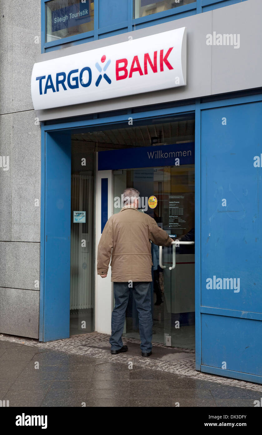 Targobank logo -Fotos und -Bildmaterial in hoher Auflösung – Alamy