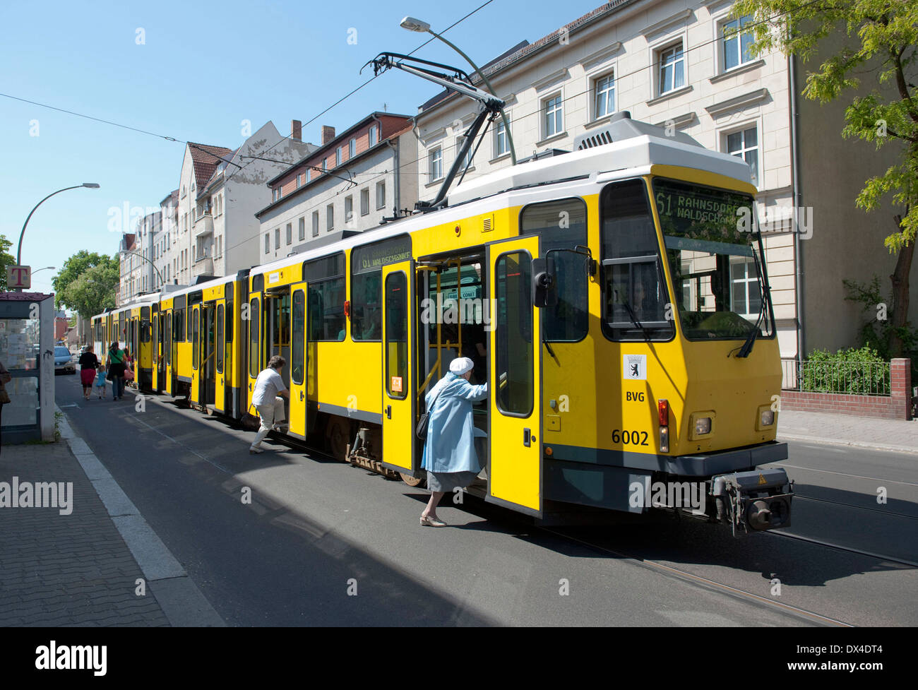 BVG Straßenbahn Typ Tatra KT4D Stockfotografie - Alamy
