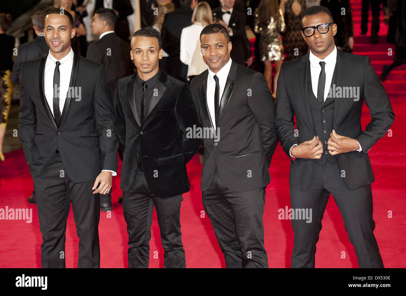 JLS Royal World Premiere von "Skyfall" statt in der Royal Albert Hall - Ankünfte. London ...