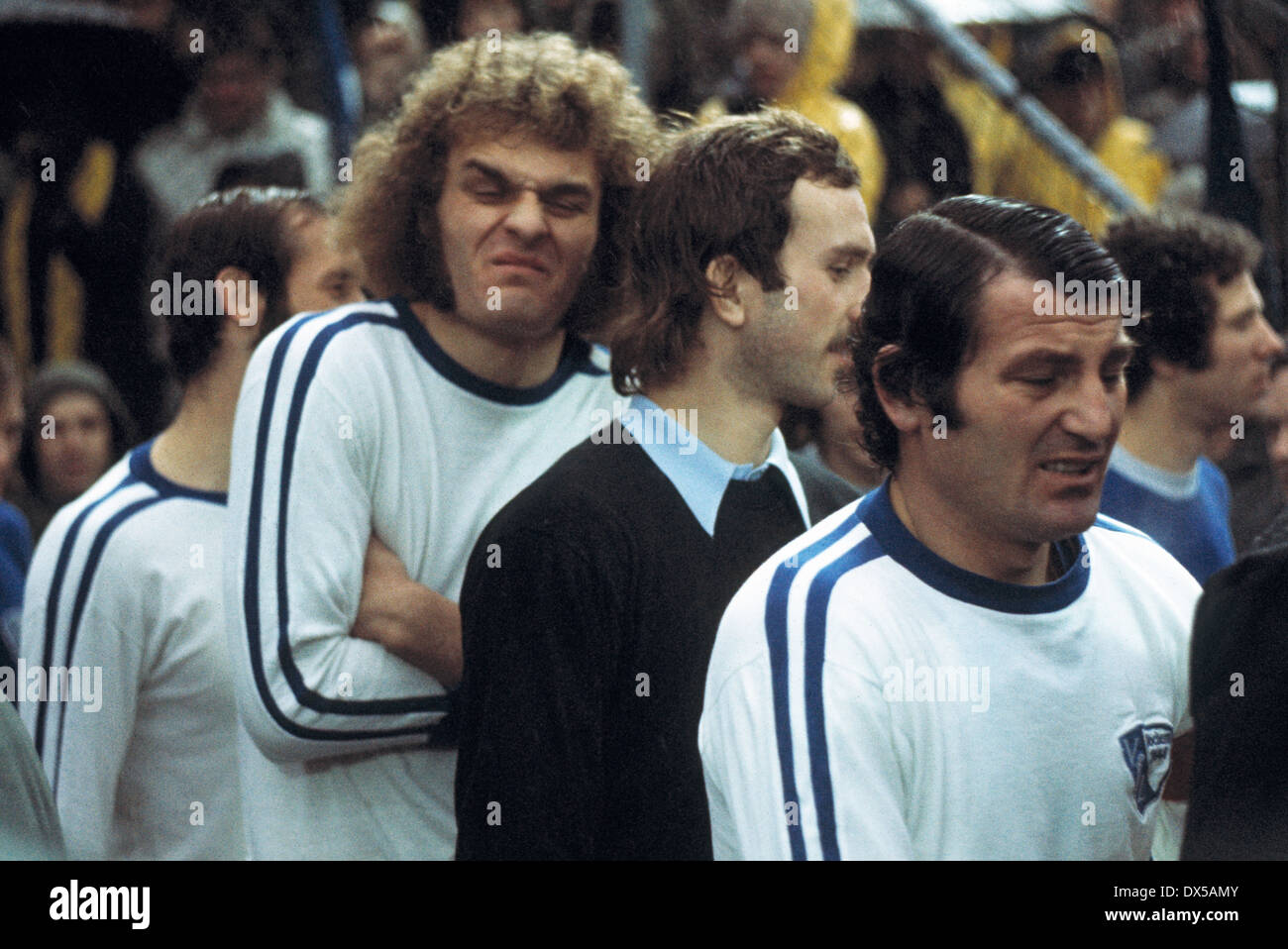 Spielszene torwart zander hertha fussball -Fotos und -Bildmaterial in ...