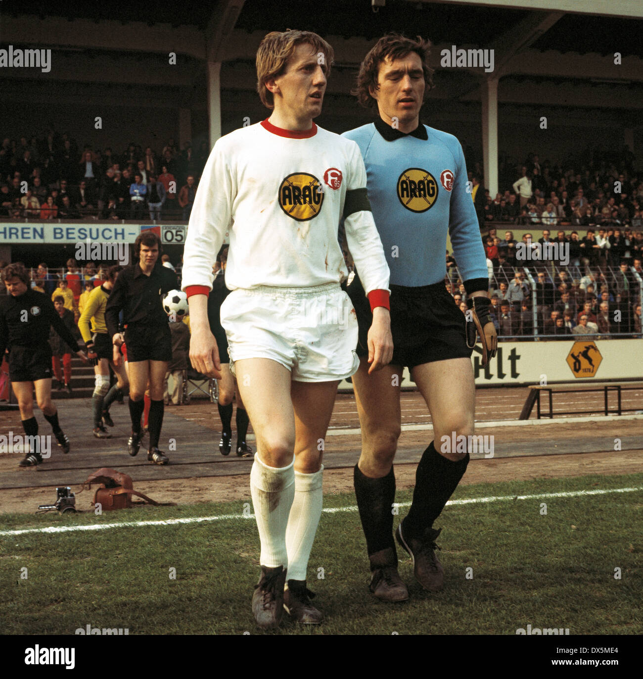 Fortuna duesseldorf 1975 -Fotos und -Bildmaterial in hoher Auflösung ...